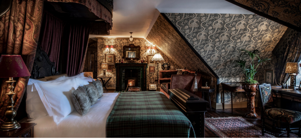 Queen Victoria, Scotch, Wellies, Fife Arms, Robert Burns, Golf and ...